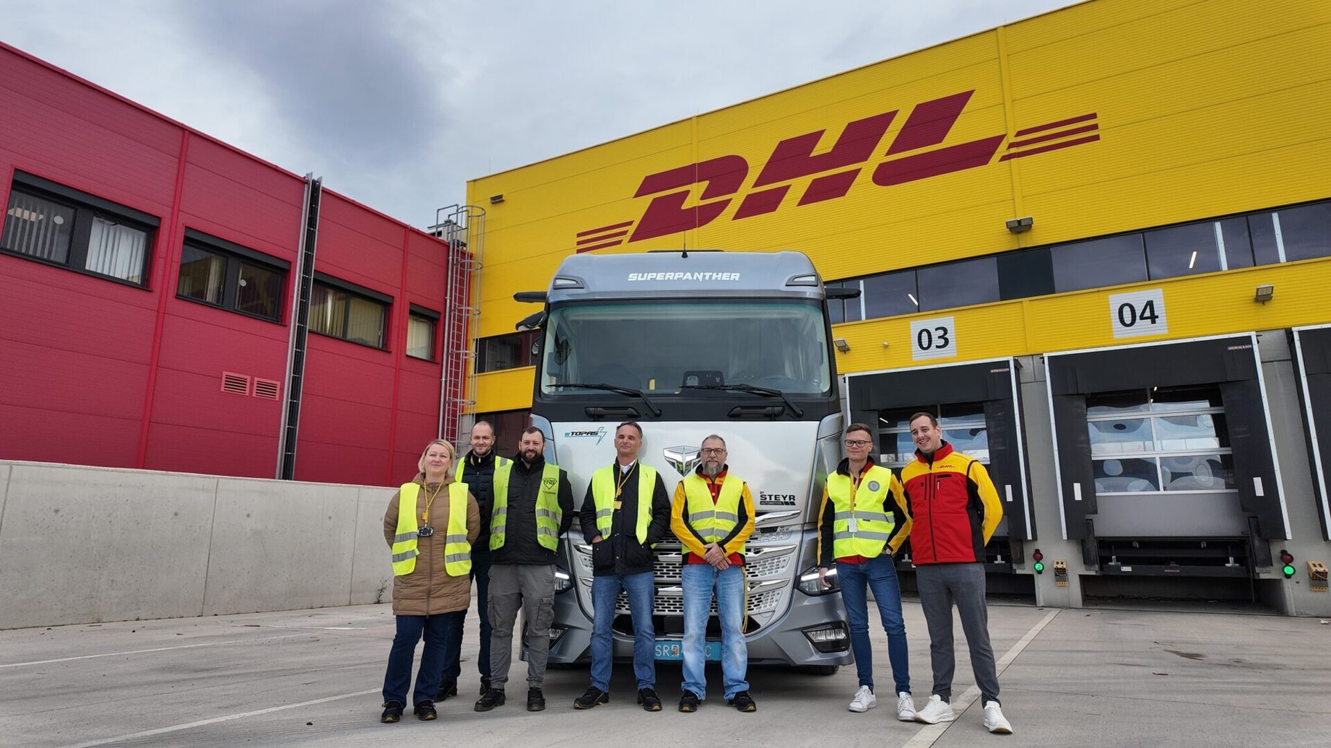 1,6 Mrd. € für das Autobahn-Netz, DHL testet SuperPanther und Circle K ...