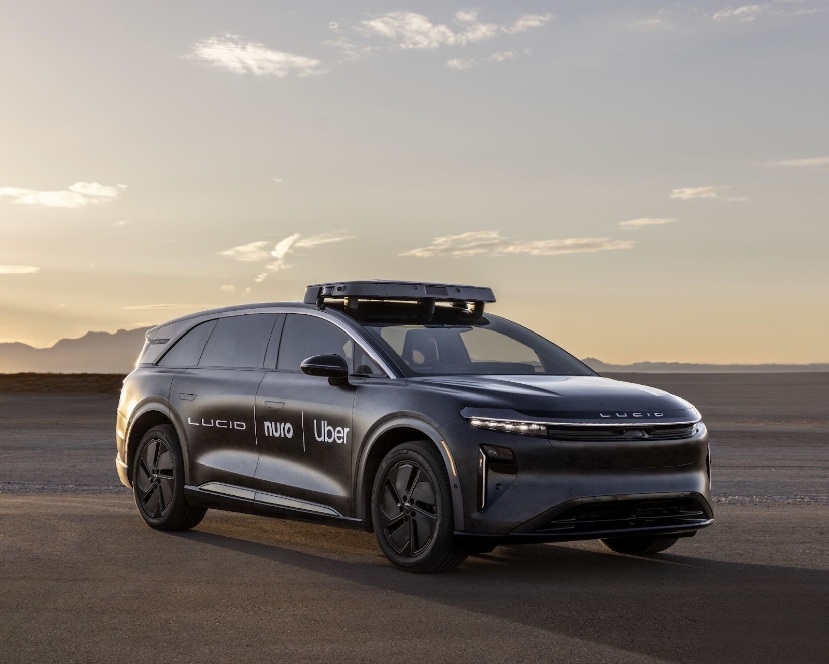 Uber makes a bet on premium robotaxis