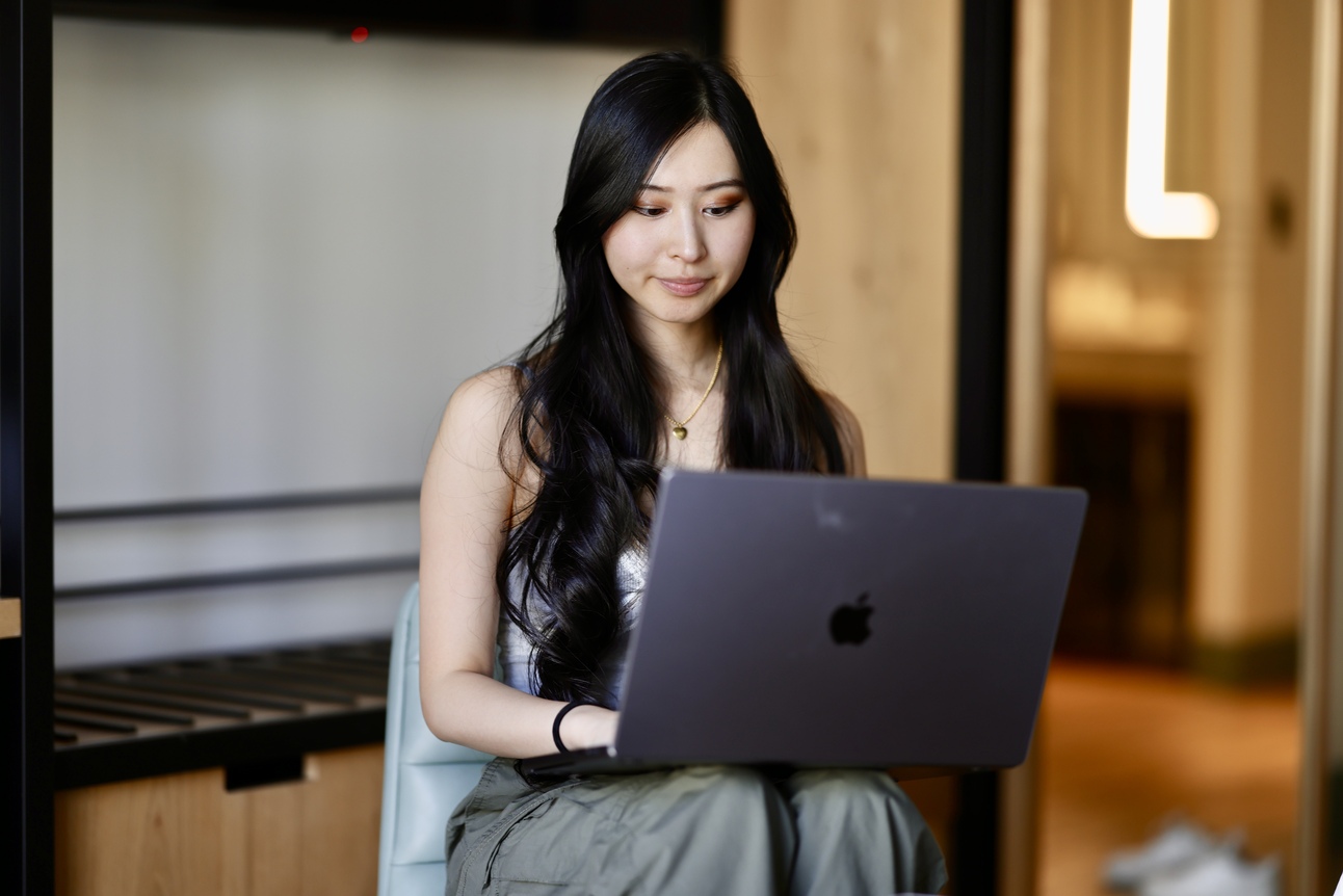 Here's a list of cybersecurity internships that're still hiring!