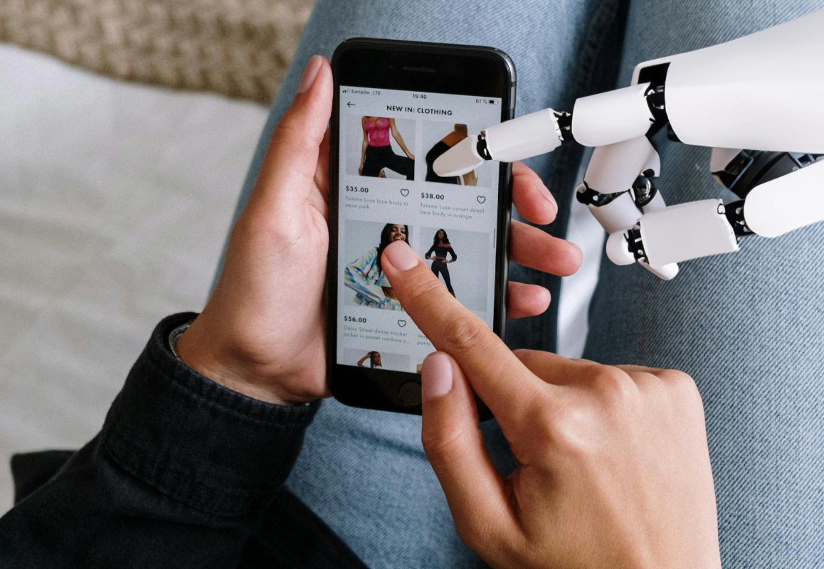 Attention Shoppers Start Your (Search) Engines!