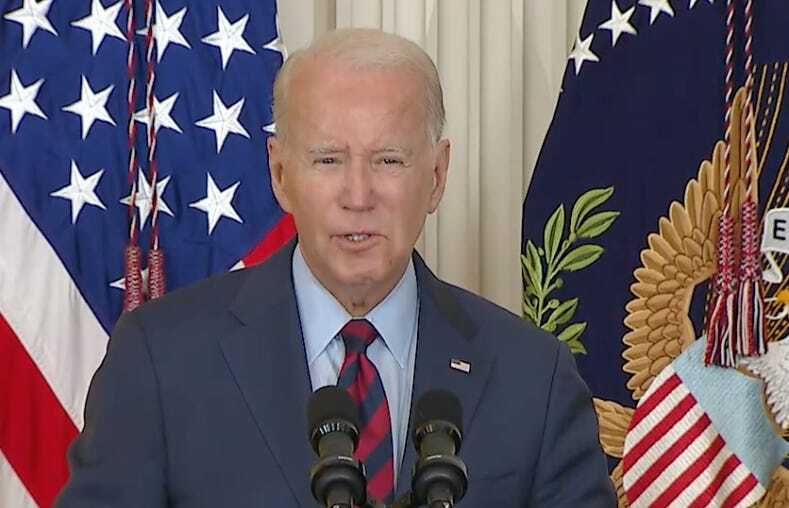 Biden makes major flip-flop on Ukraine military aid, security guard who ...