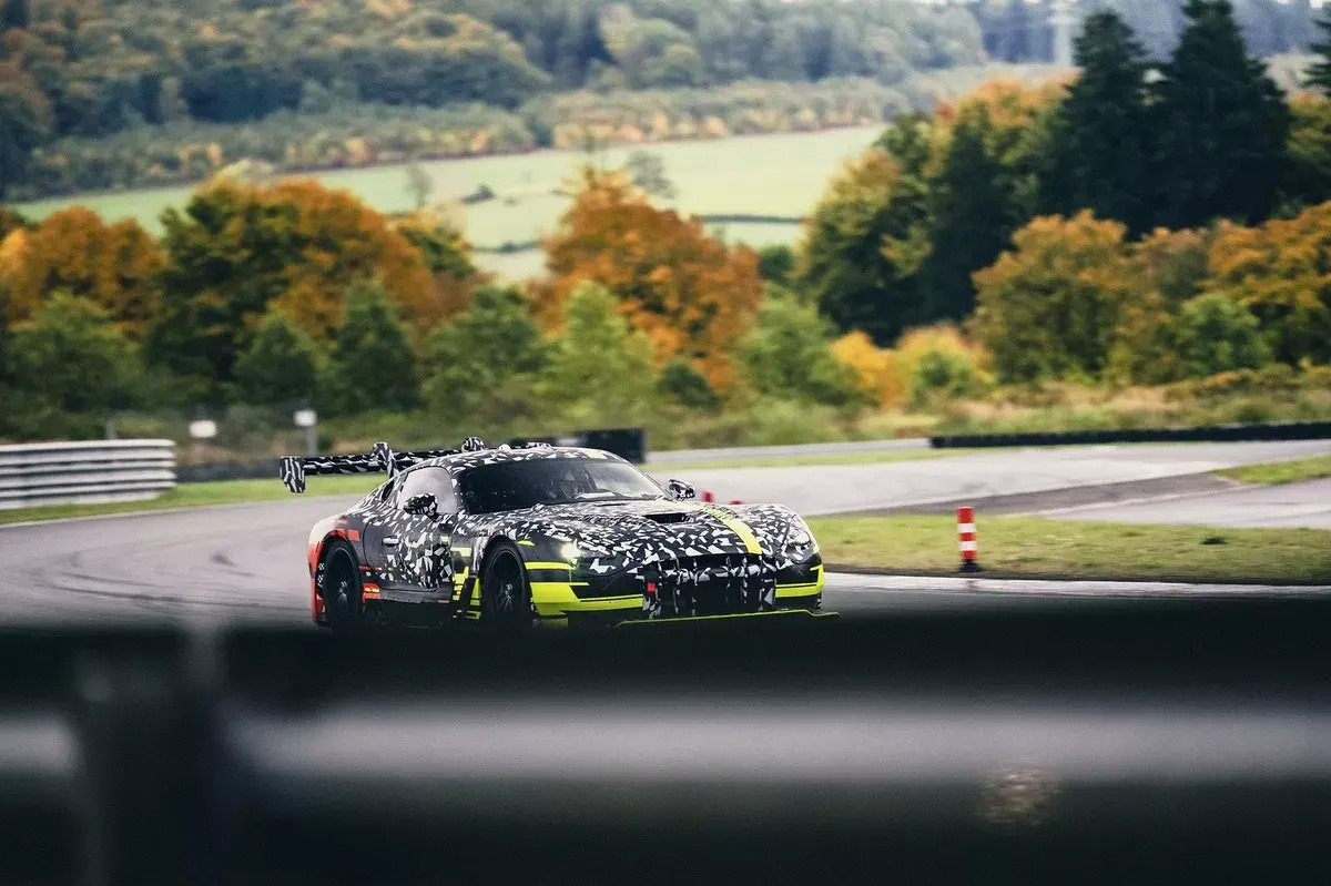 🟡 Latest F1 2026 car launch dates