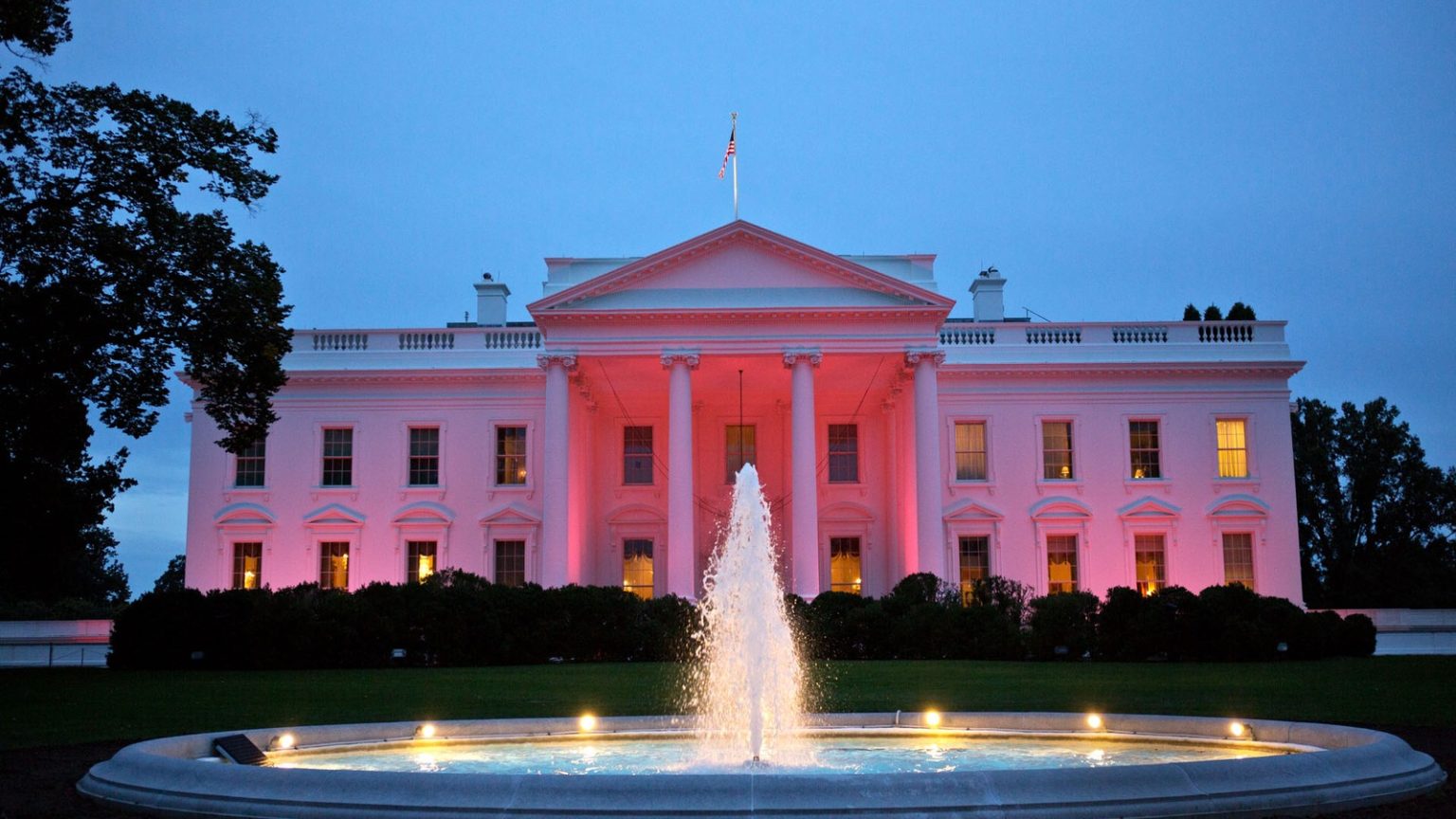 Suspect Dead After Firing at Secret Service Officers Near White House