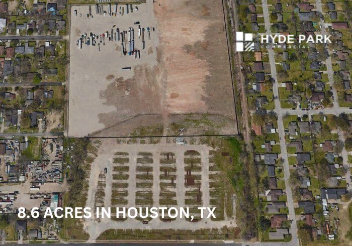 Hyde Park buys 8.6 acre IOS in Houston