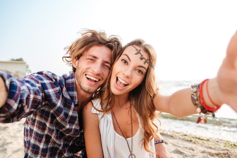 How To Tell If You’re In The Friend Zone Or The Go Zone