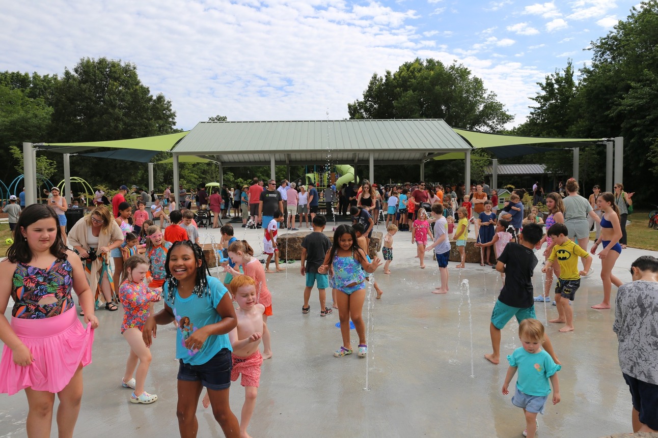 Swimming Spots and Splash Pads in Fayetteville