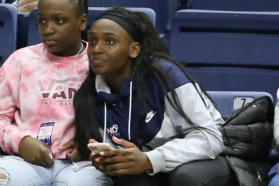 UConn no longer in contention for 2022 guard KK Bransford