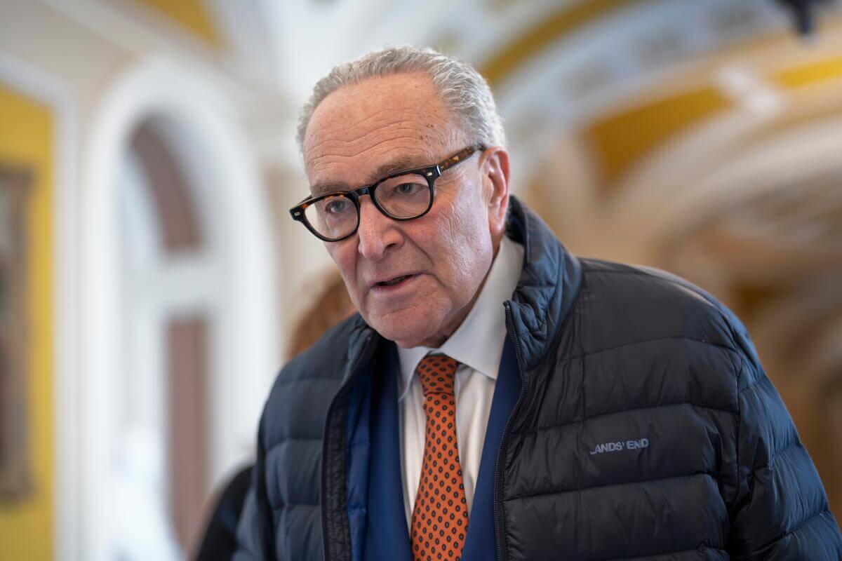 Schumer Pushes Immigration Restrictions as Shutdown Deadline Nears