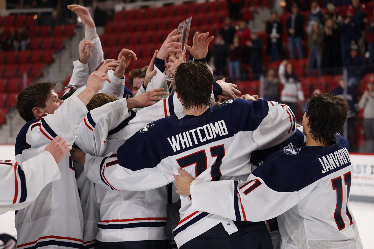 UConn holds on to capture first CT Ice title with 1-0 win over Sacred Heart
