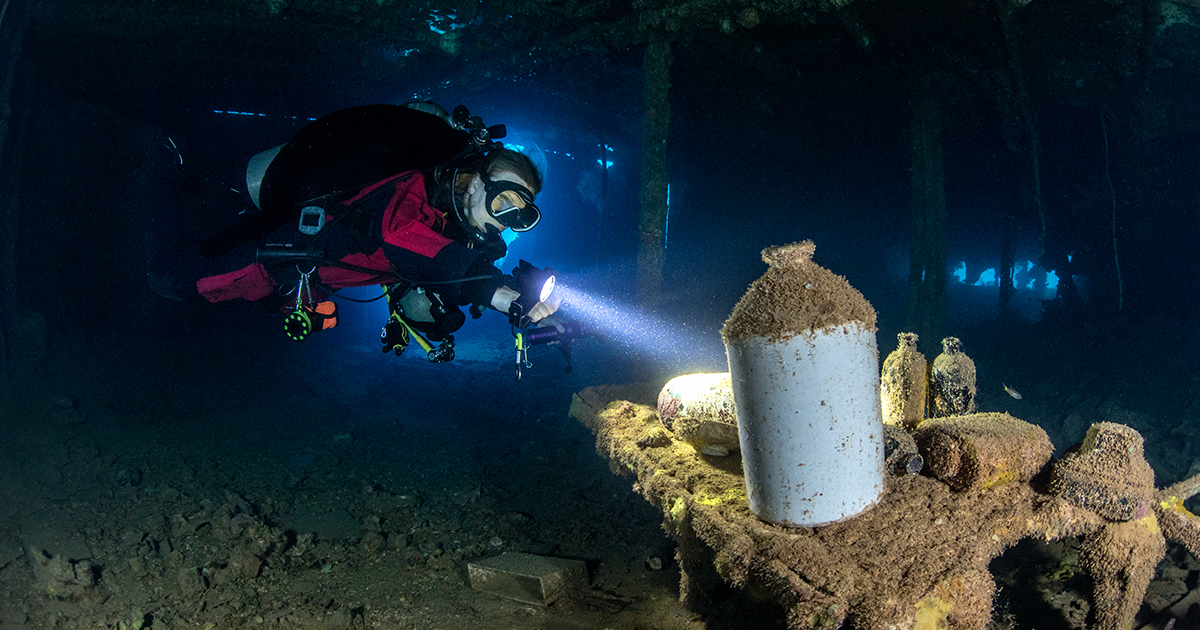 Deep Diving Records: Exploration or Dangerous Obsession?