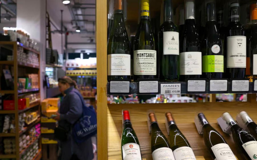 Global wine demand drops to 27-year low as high prices hit // Wine ...