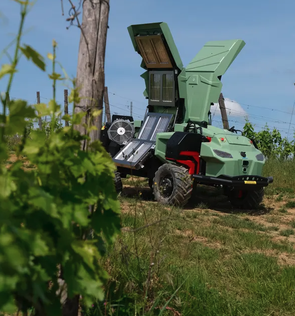 The Italian Wine Robot: Wings, Solar Panels And 72 Hour Shifts // Gifford Fire is now biggest CA ...