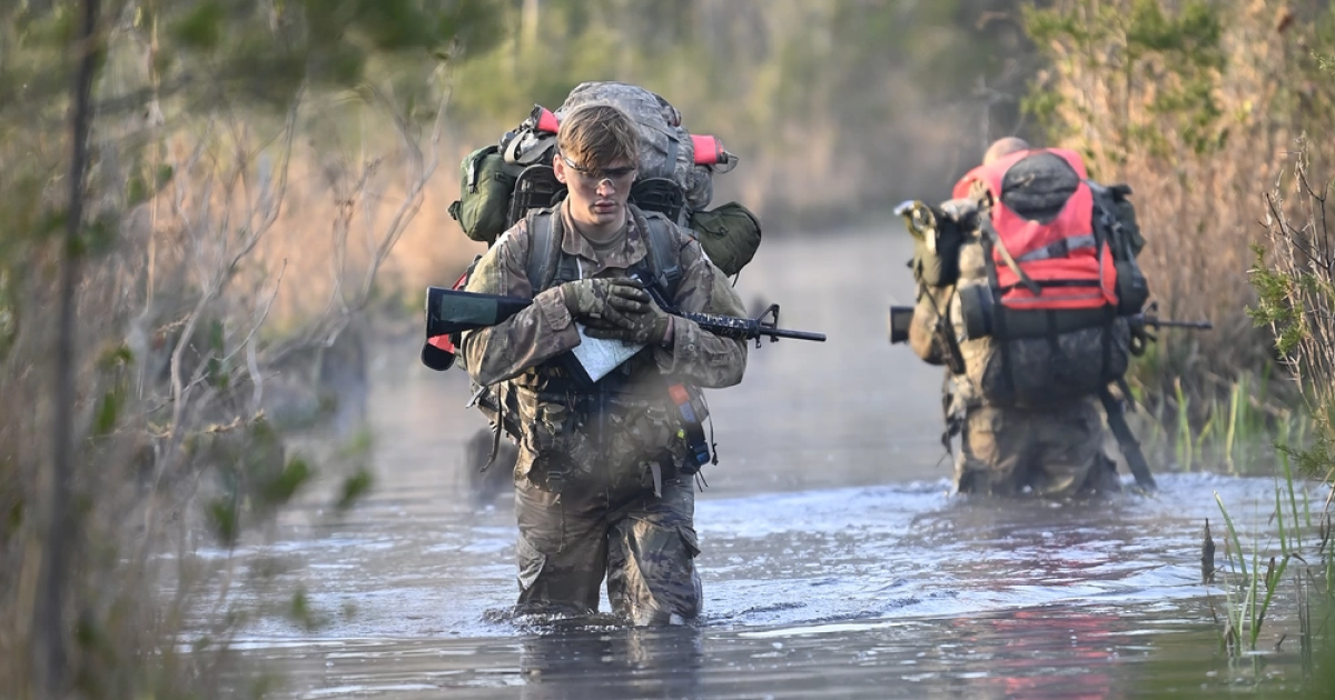 SFAS Adds Another Week to Selection