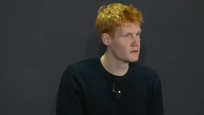 ⚡🔋Cursor CEO warns AI “vibe coding” can make software crumble