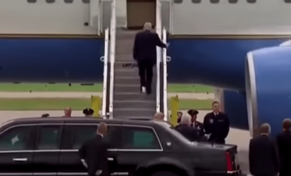 VIDEO: President Trump Getting On Air Force One With Toilet Paper On Shoe