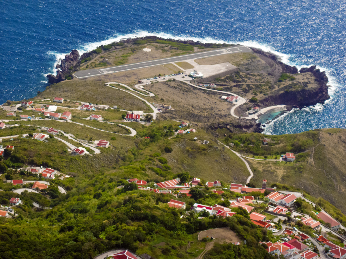 Saba: The Story of the World's Shortest Commercial Runway