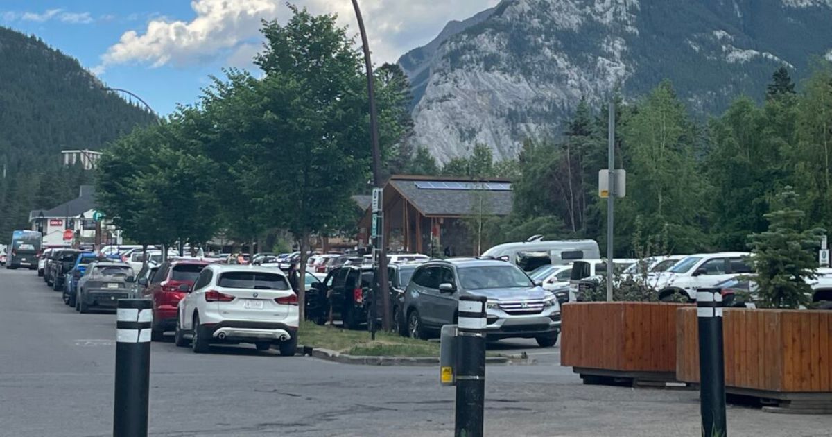 🚚 Truck Erupts In Flames