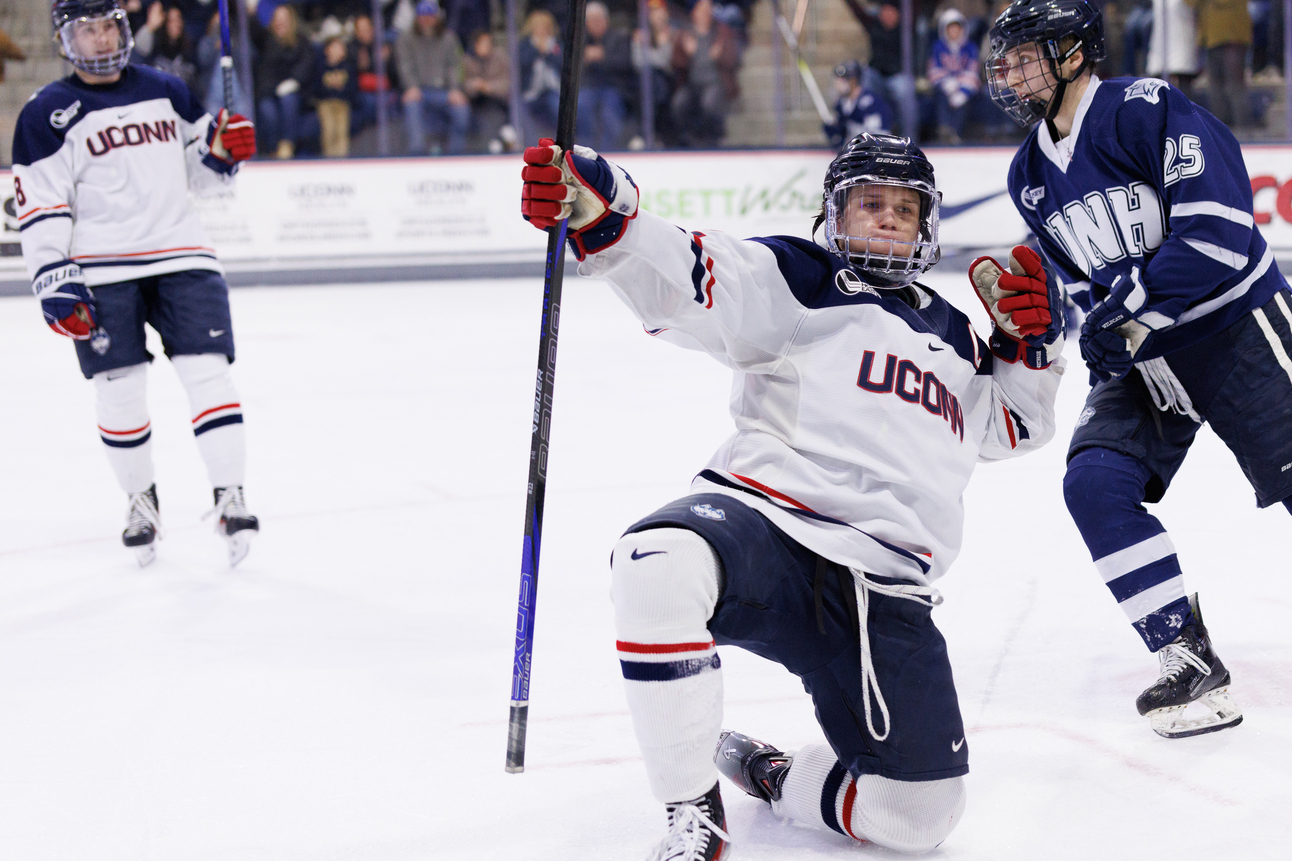How Hudson Schandor went from fourth-liner to UConn's Hockey East Era ...