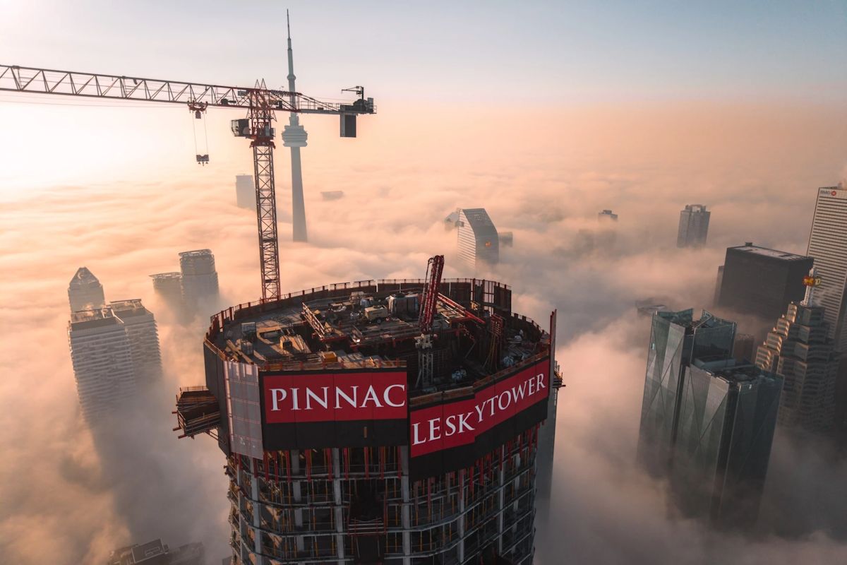 🏗 Multi-side skyscraper floors the competition