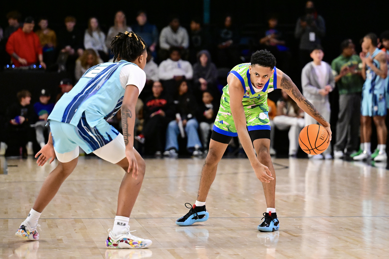 ☝️ Blue Checks, RWE Take Game 1