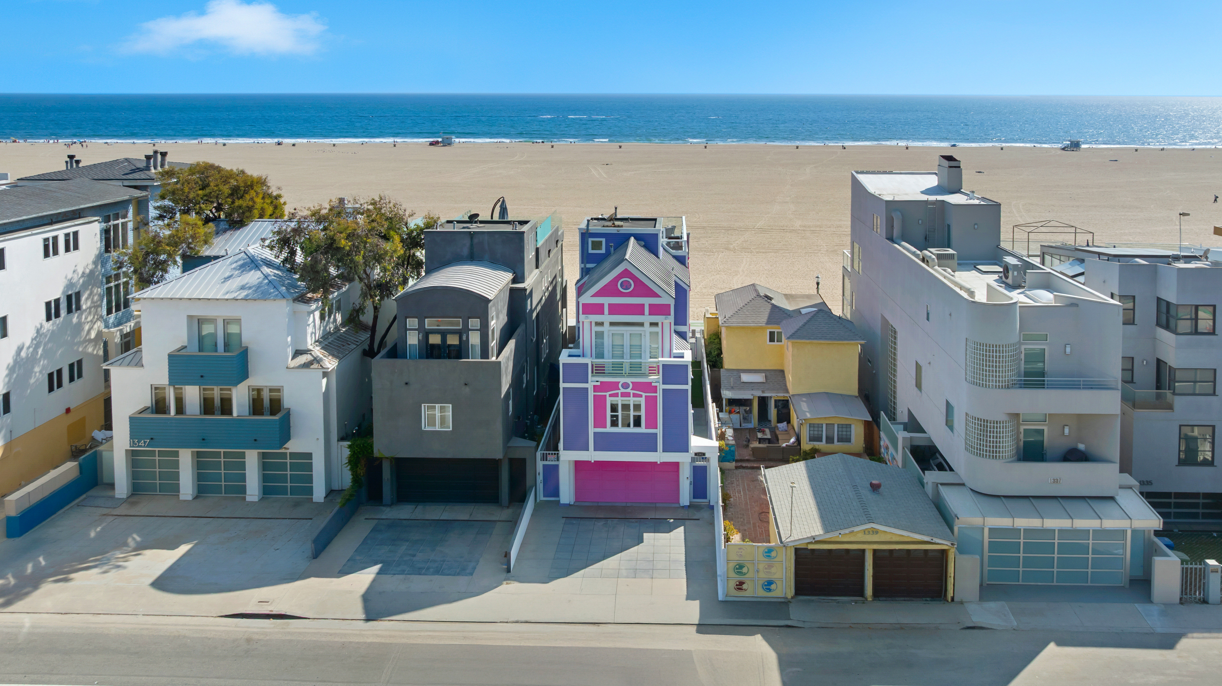 🏡 You Can Rent The Barbenheimer House