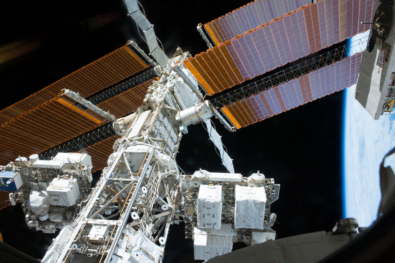 The ISS is cracking. But air leaks are just one of its problems.
