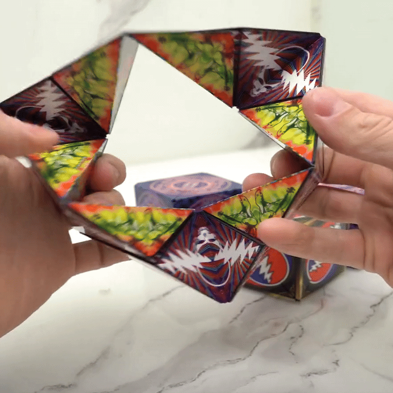 Grateful Dead Shashibo Cubes: Official Shape-Shifting Puzzle Collection