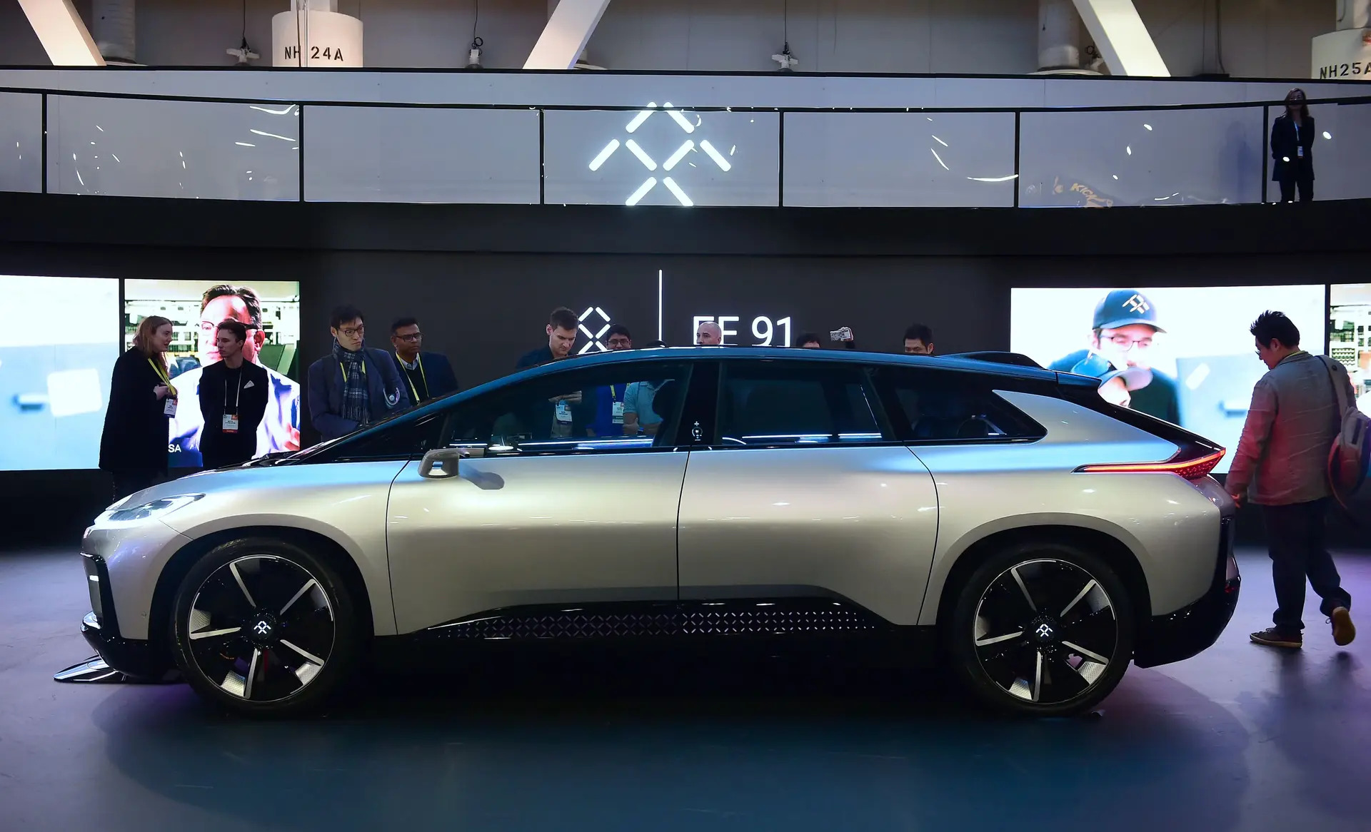 Latest On-Chain: Solana Hit 100K TPS, Faraday Future's Tokenized Car Sales