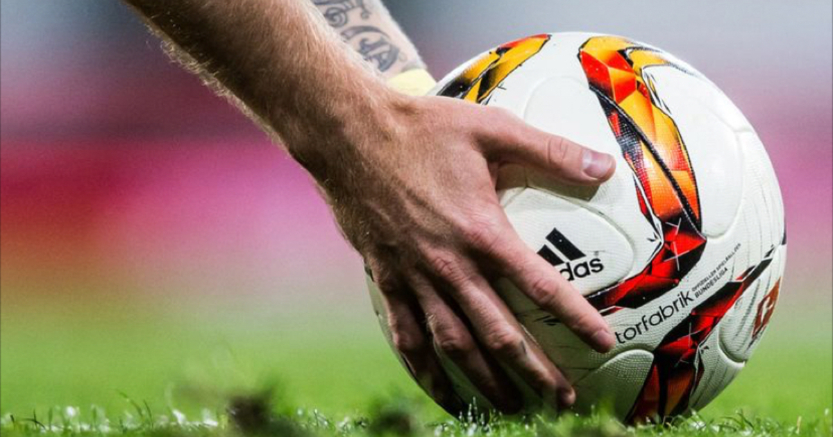 Your chances of playing professional football are 0.026%⚽️